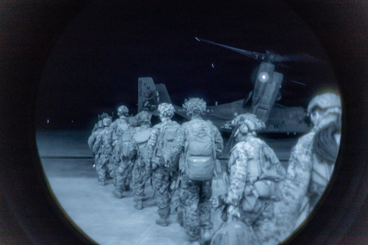 #Marines with the 24th Marine Expeditionary Unit execute a tactical ...