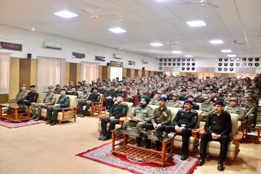 Maj Gen R R Oberoi, YSM (Retd), visited BEG & Centre Roorkee and ...