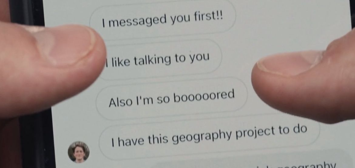 Movie Fans Debate Smartphones' Storytelling Challenges