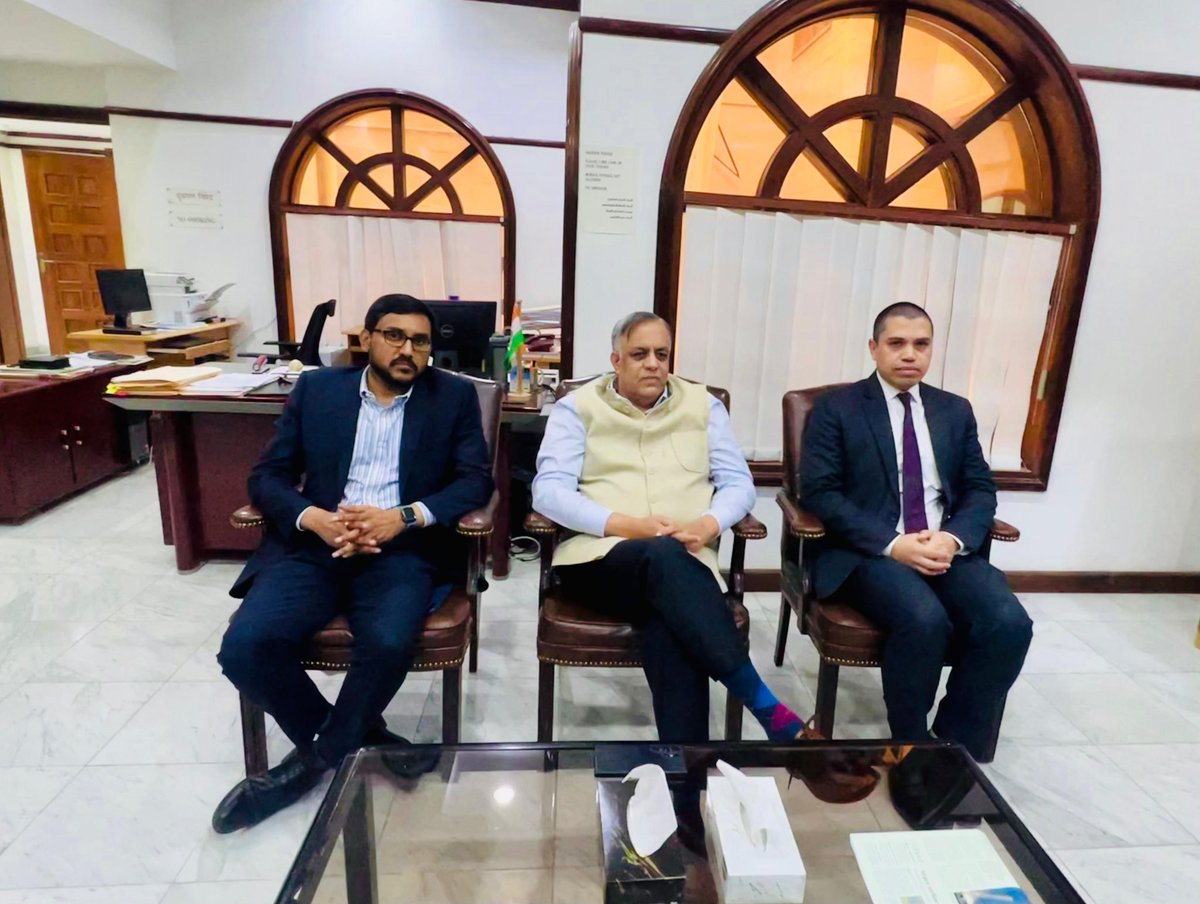 Ambassador Dr. Suhel Ajaz Khan, accompanied by DCM Shri Abu Mathen ...