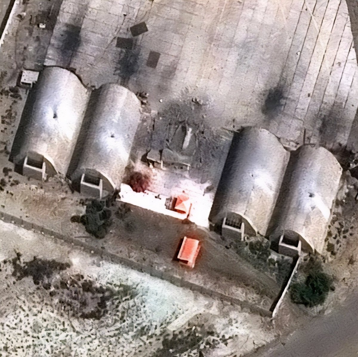 Iran 🇮🇷 Konarak 10th Tactical Air Base widespread damage from US 🇺🇸 ...