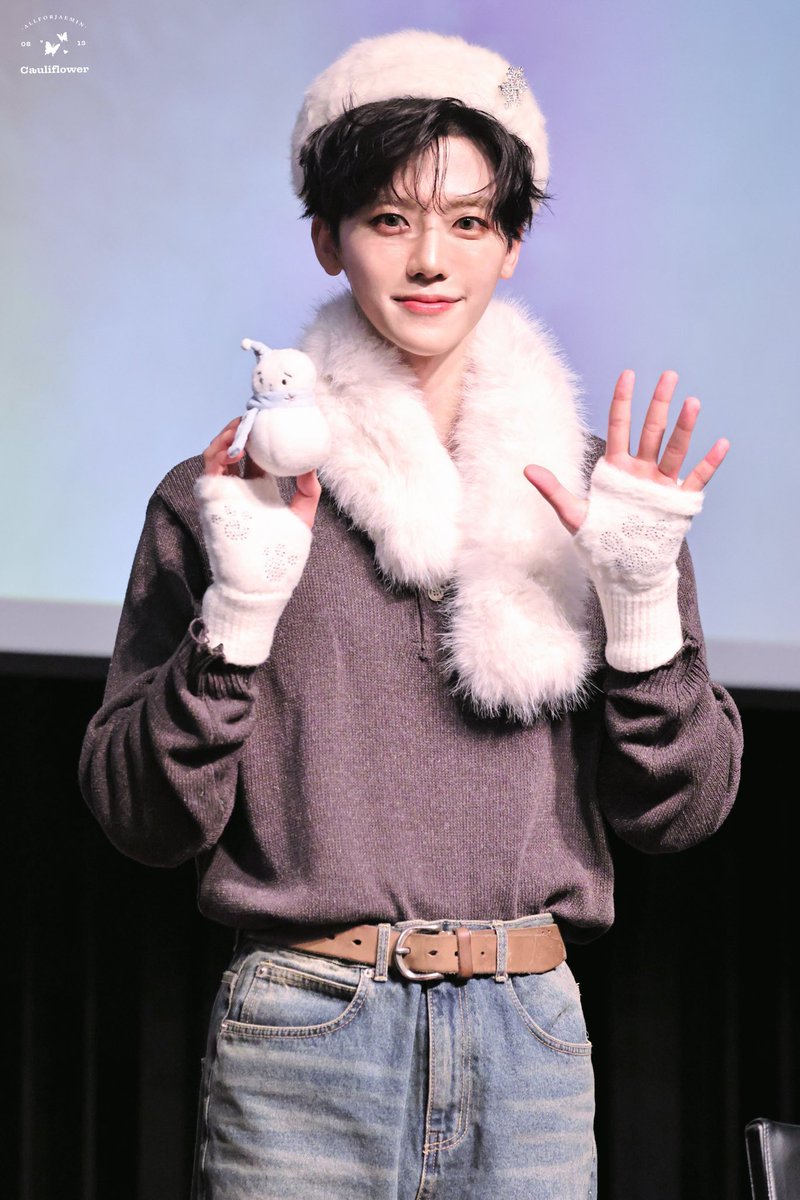 why is he dressing up like a heisei gal