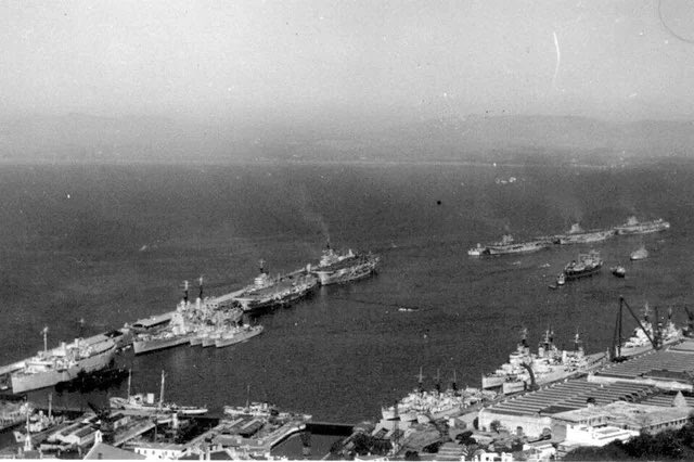 @dyingempires Gibraltar 1952 with five RN aircraft carriers.