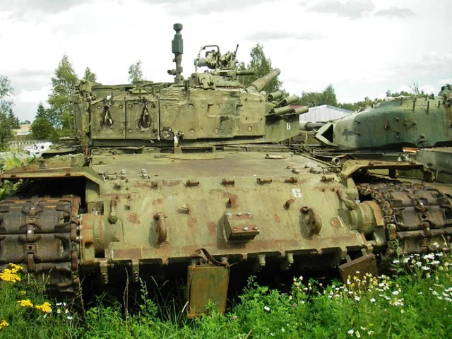 Today's "Odd Tank" is the Soviet 'Object 187' Developed in the 1980's ...