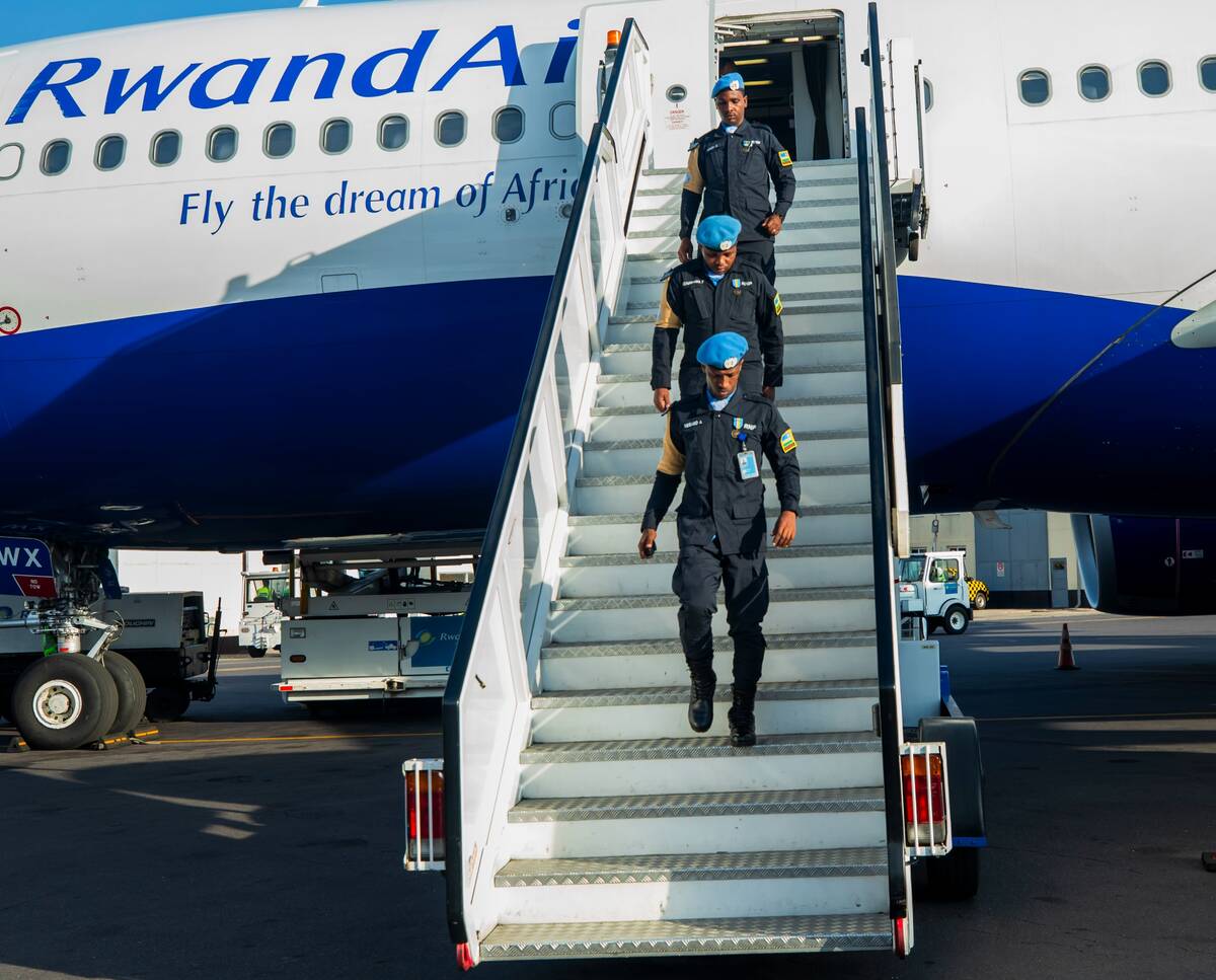 Polisi y'u Rwanda yakiriye Abapolisi bagize itsinda RWAFPU3-3, bavuye ...
