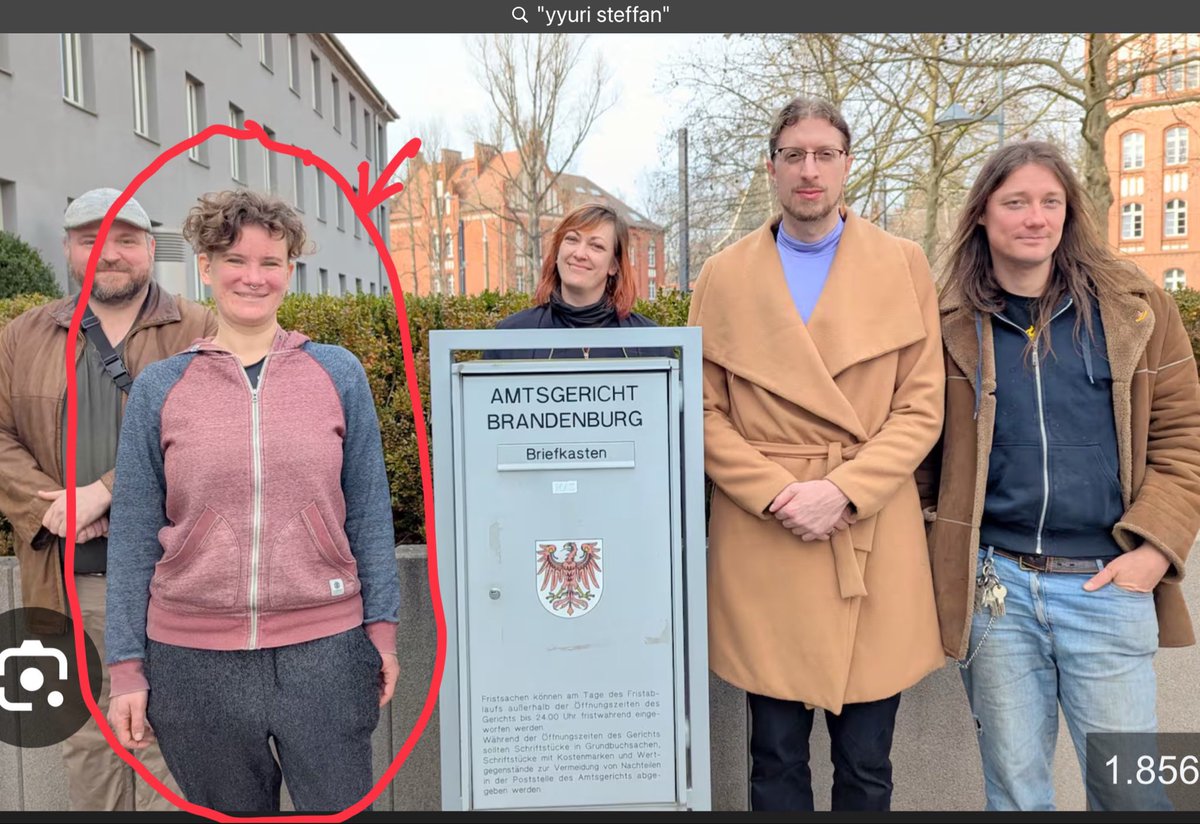 das ist übrigens ‚yyuri‘ steffan. mit den üblichen verdächtigen, die ...