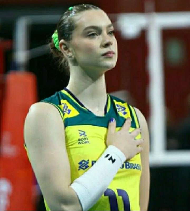 As 3 melhores ponteiras da geração 2010 do vôlei brasileiro! Marina ...