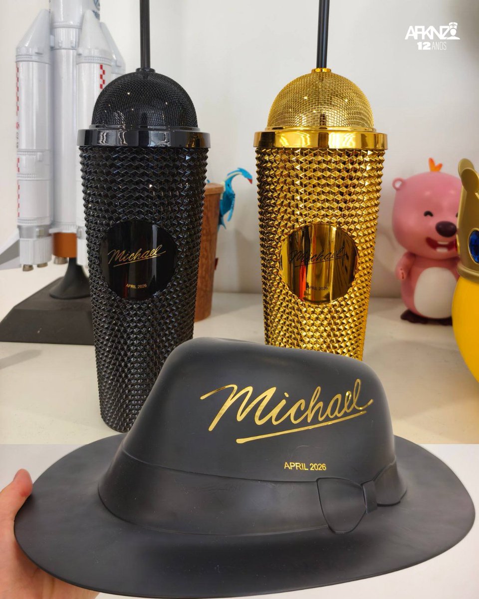 🚨Na China, foram revelados os primeiros brindes promocionais da ...