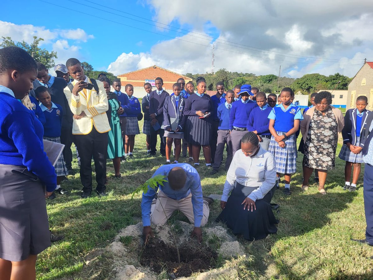 Zimpapers launched a Junior Media Club at Rufaro High School in Gutu ...