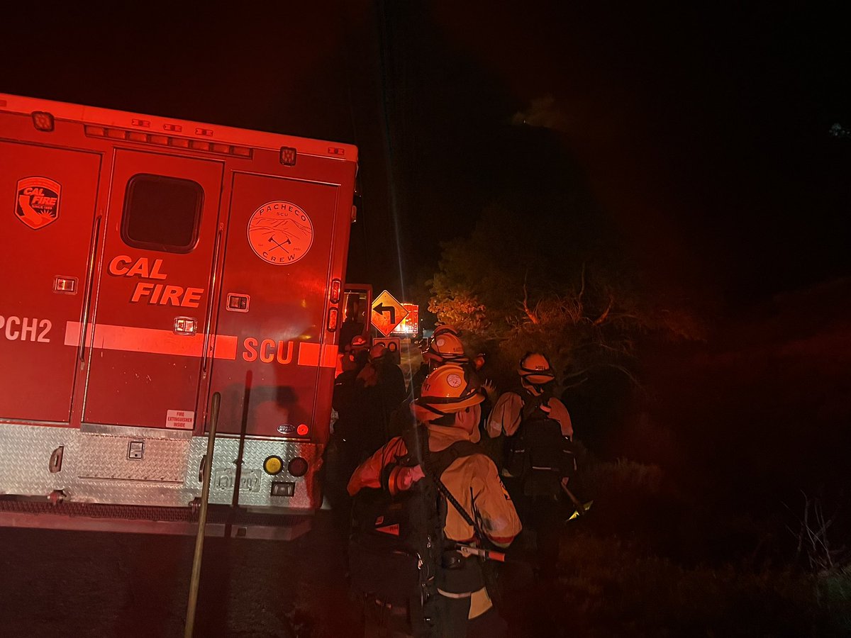 🚨🔥CAL FIRE crews quickly contained an approx. 15-acre fire off Del ...