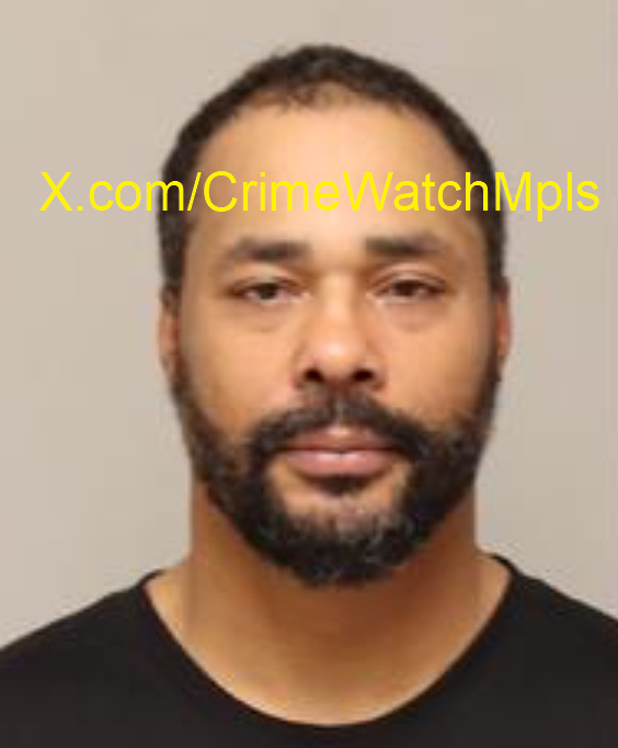 3/ UPDATE on our post overnight on the suspect who crashed an MKZ near ...