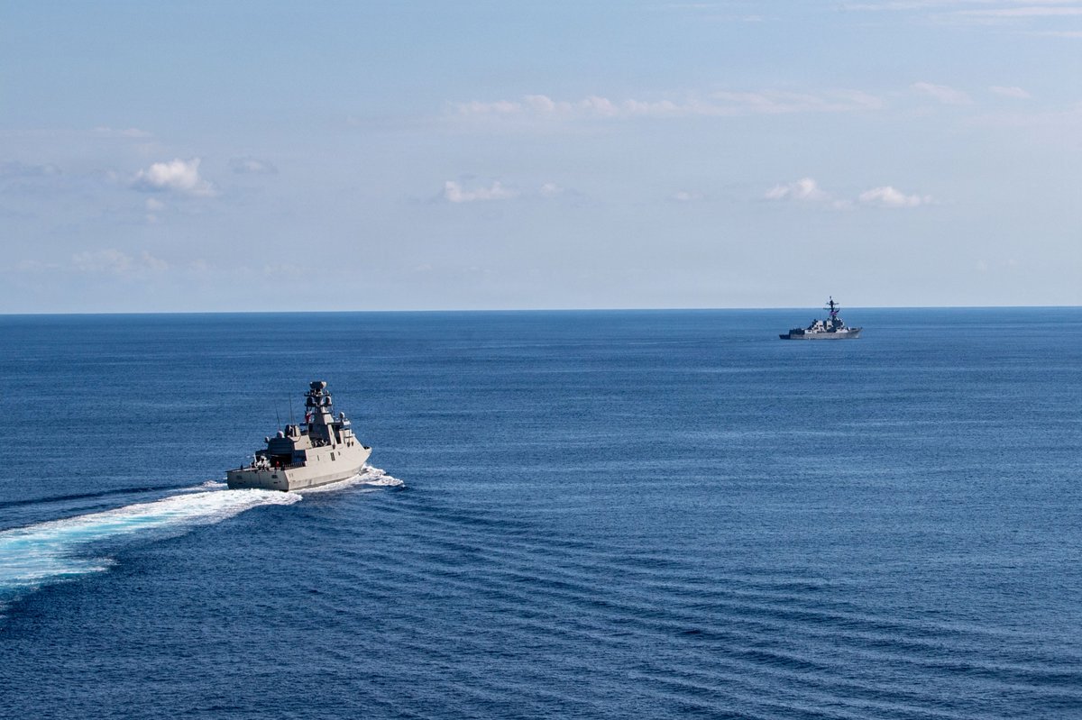 Precision at Sea 🌊🇺🇸🤝🇲🇽 @SurfaceWarriors aboard @USNavy #USSGridley ...