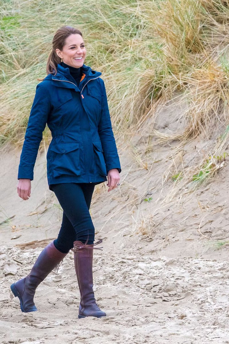 #PrincessOfWales #Catherine #Fashion March 18, 2007 1st pic , Bought ...
