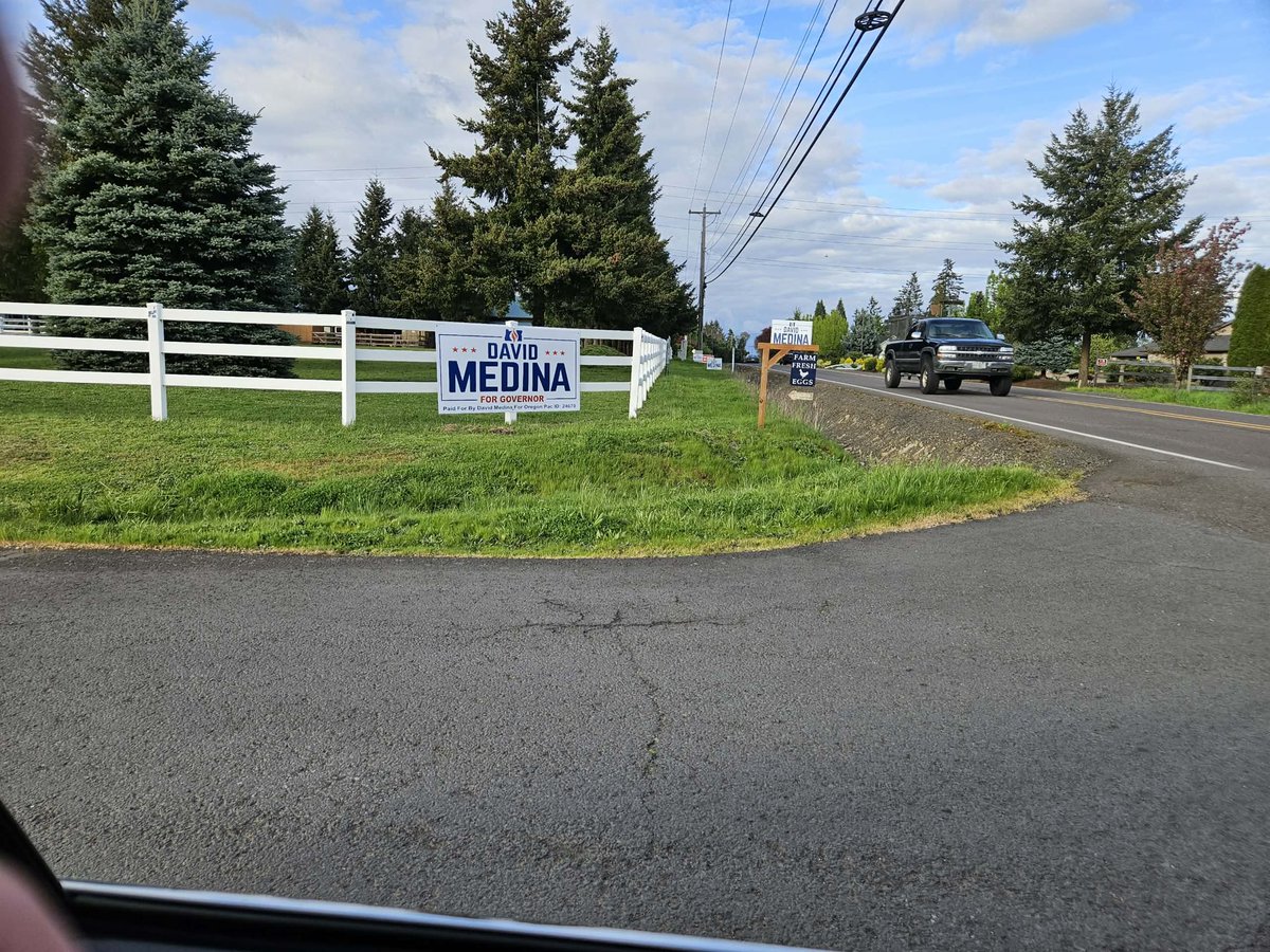 Spotted in Oregon City 👀 Medina signs are popping up across the state ...