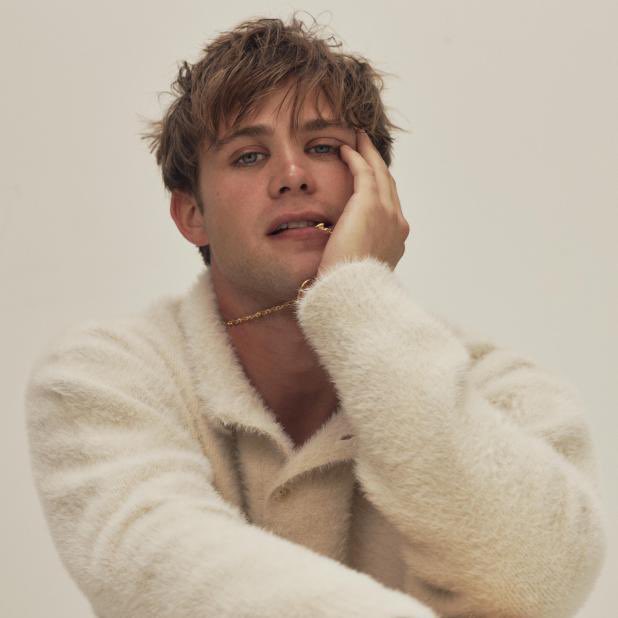 Leo Woodall has been cast as Halvard in ‘THE LORD OF THE RINGS: THE ...