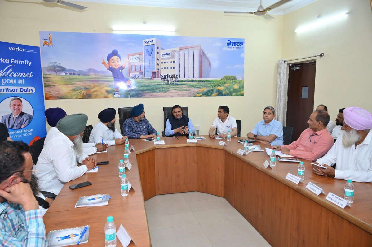 Dr @ShahMeenesh , Chairman, NDDB visited Amritsar Milk Union and ...