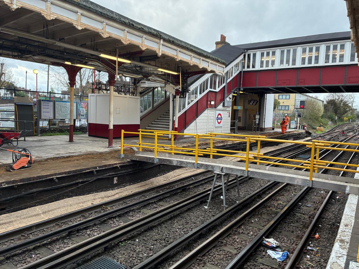 🤝 We’re onsite at Harrow & Wealdstone to provide the station with some ...