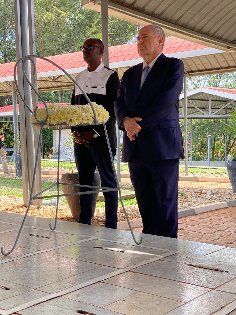 1/5 Today, @AmDaniDayan , Chairman of @yadvashem , visited the Nyanza ...