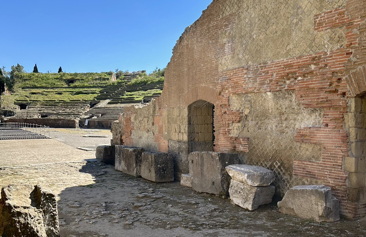 Just nosing around the neighbours’ amphitheatre. The Roman amphitheatre ...
