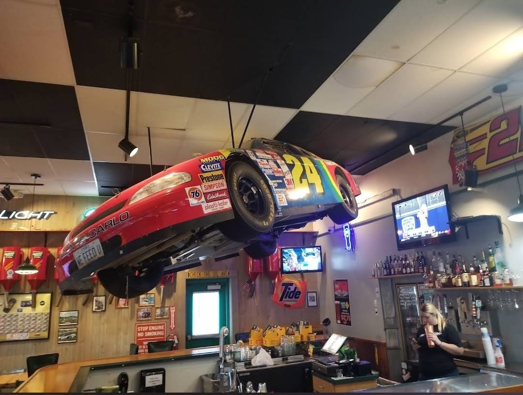 Columbus, Ohio Quaker Steak and Lube - Jeff Gordon's 1995 Chevy over ...