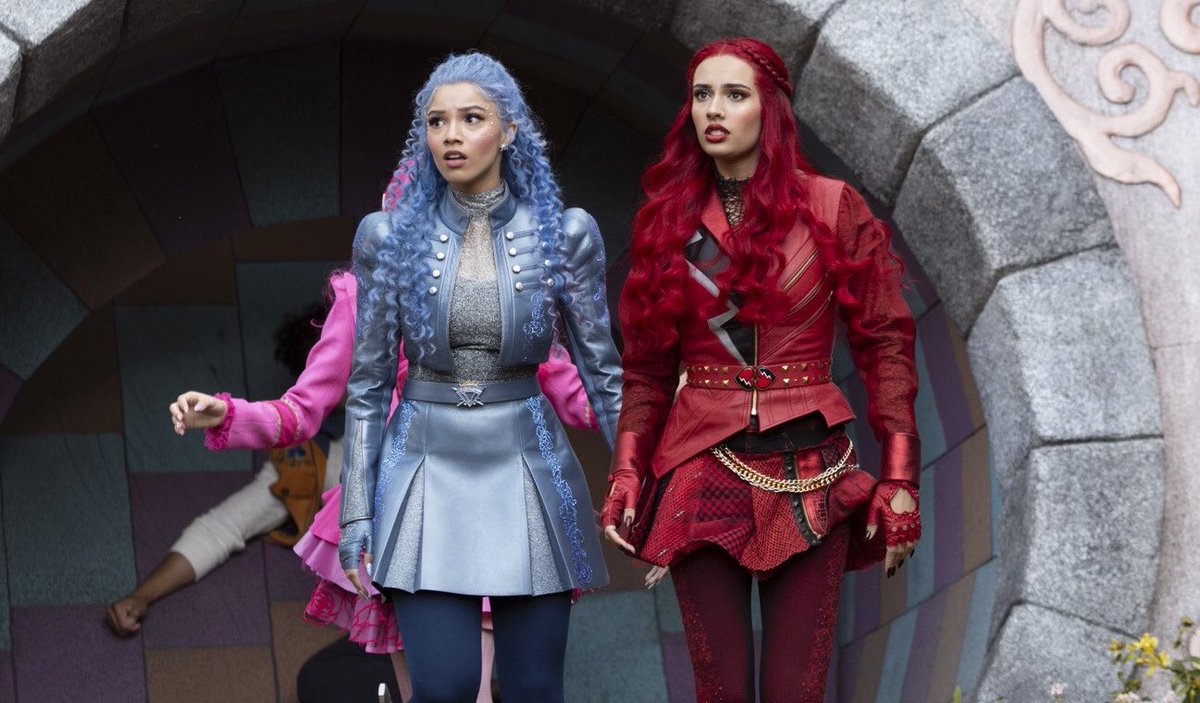 Descendants Wicked Wonderland releases July 17 on Disney + In the ...