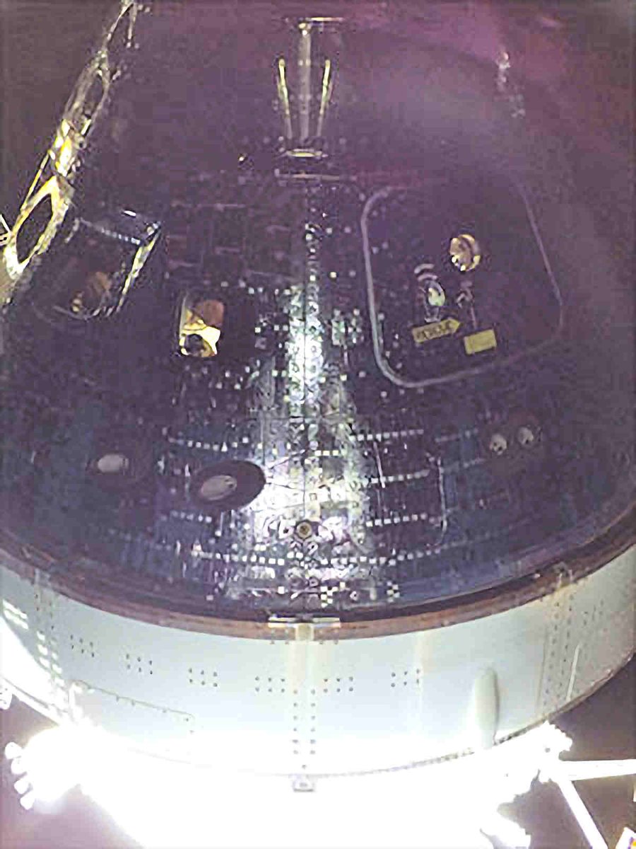 Artemis II Incroyable ! Alors qu'ils sont à mi-chemin de la Lune, voici ...