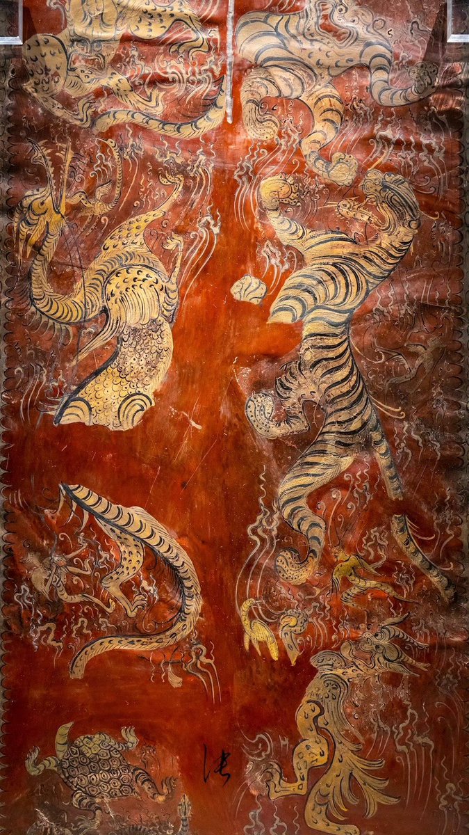 扬州出土汉代彩绘羽人漆翣 Painted Han Dynasty Lacquer Sha翣(meaning to big fan used ...