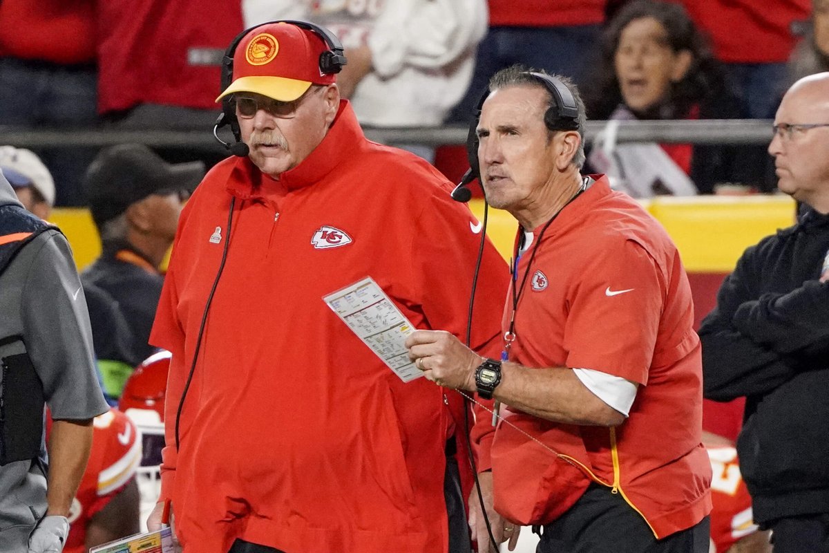 NFL'S Best Defensive Coordinators: Steve Spagnuolo - Kansas City Chiefs ...