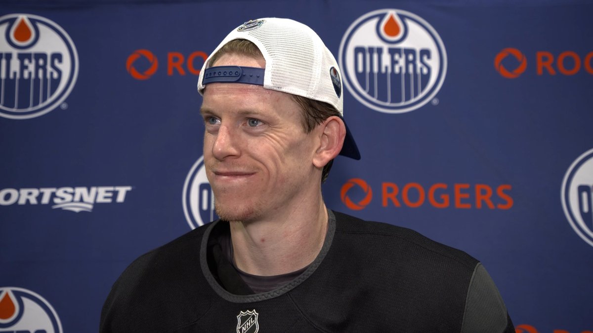 McDavid's hat trick leads Oilers to key win over Sharks