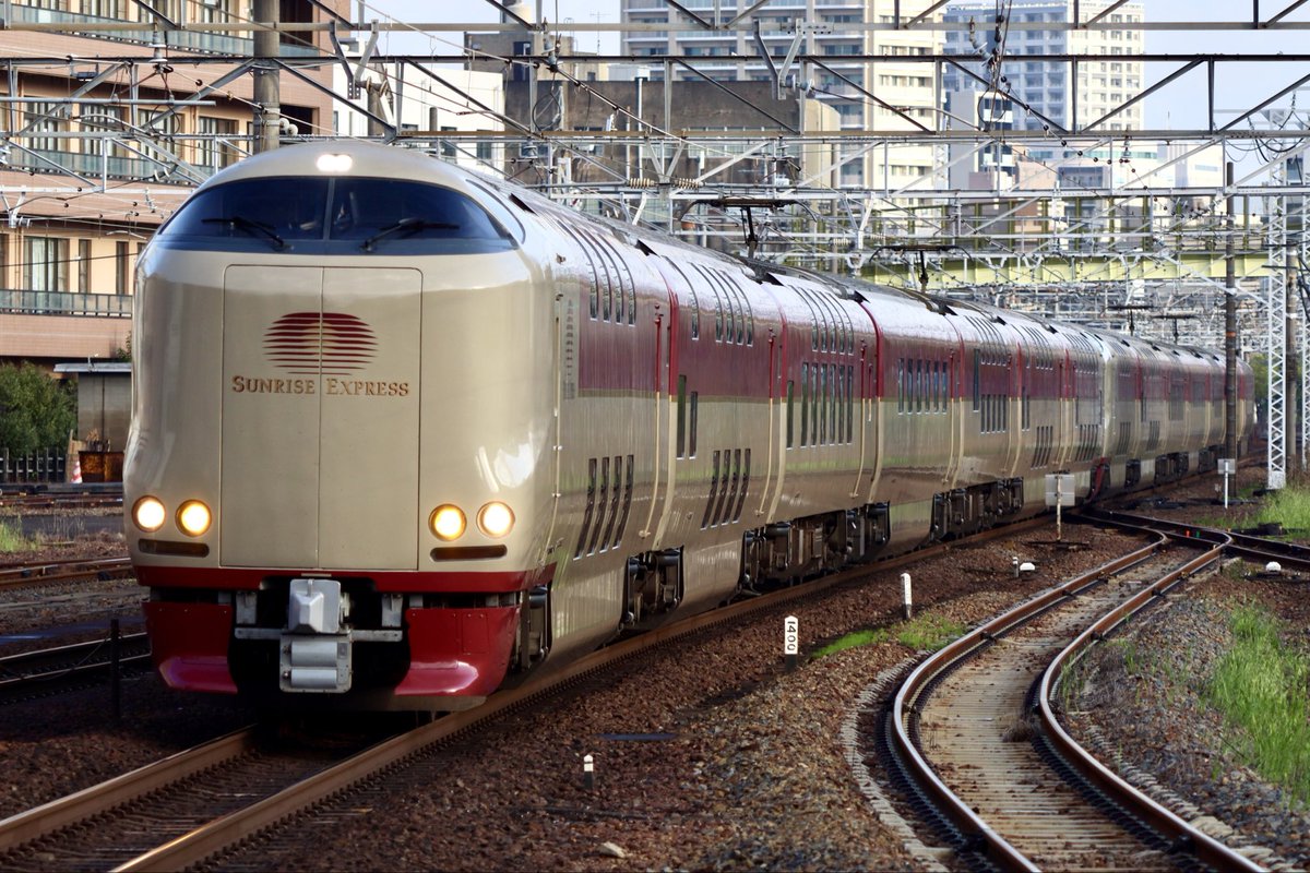5032M 285系l4編成+l2編成 サンライズ上り名古屋打ち切り回送 名古屋駅で乗客を下ろした後、しばらく名古屋駅に停まっていたので、熱田 ...