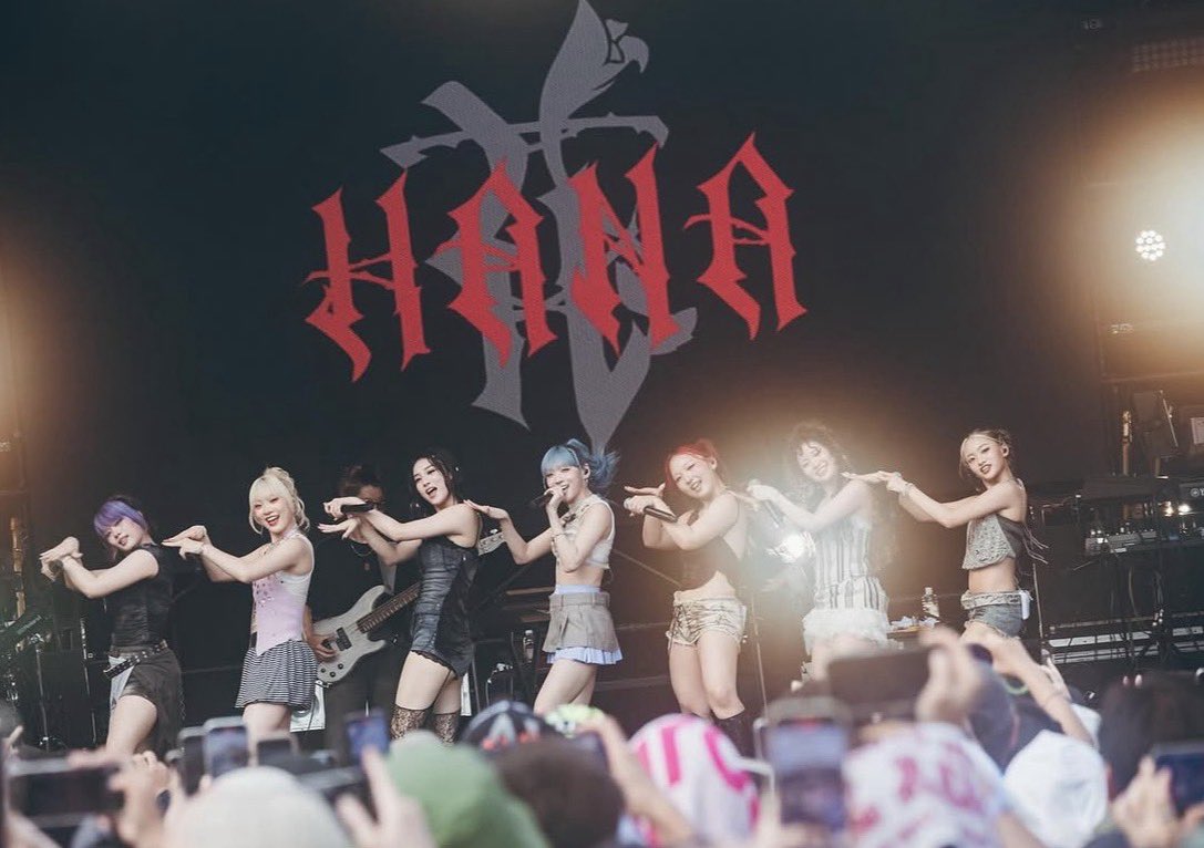 Hana Is Blowing Up In Japan Right Now With “blue Jeans” Already