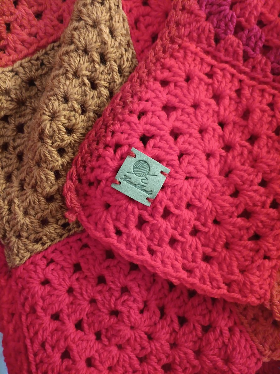 #grannysquare Cardigan. Simple to make and you can play around with ...