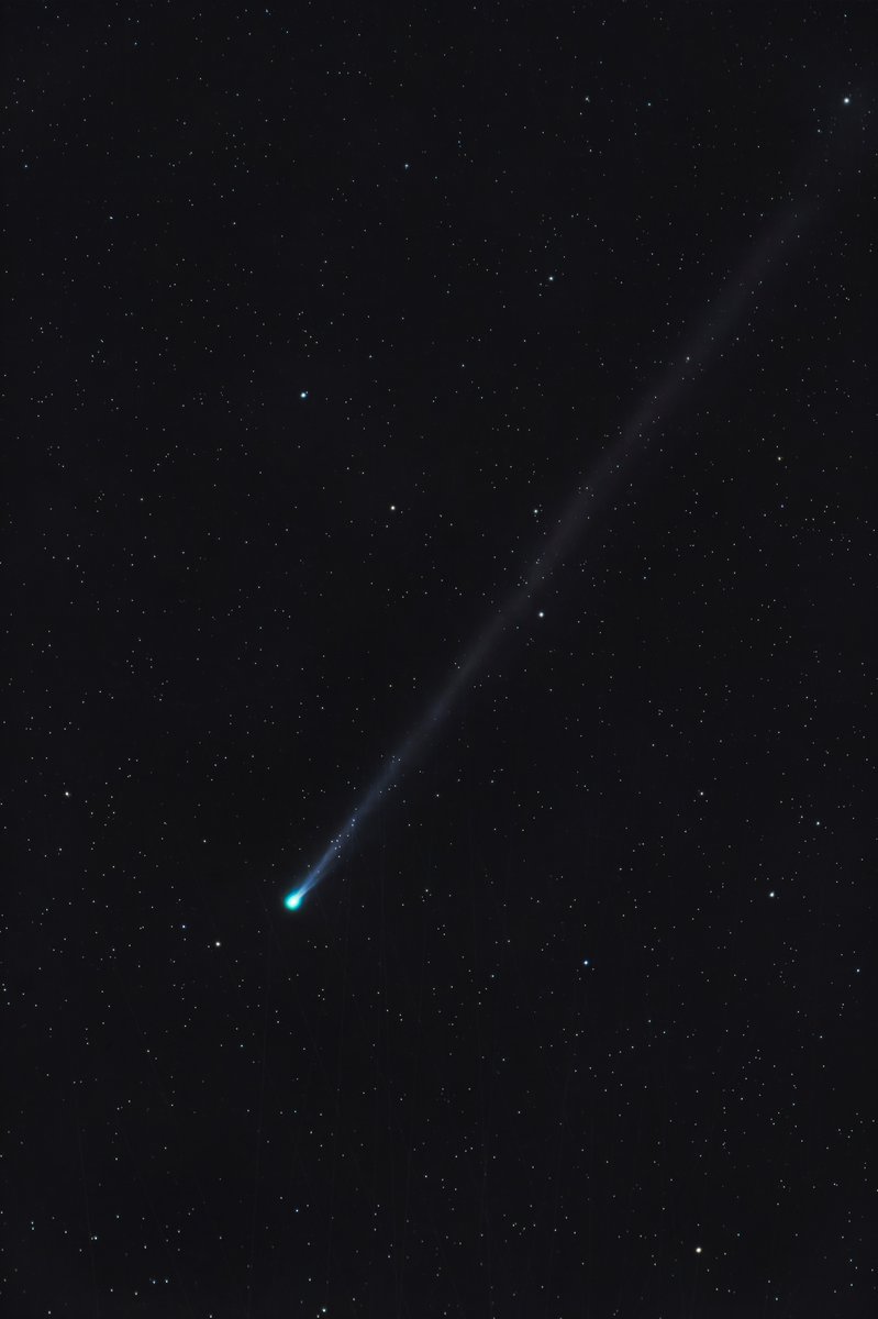 Some views of the current bright comet in the morning sky, Comet ...