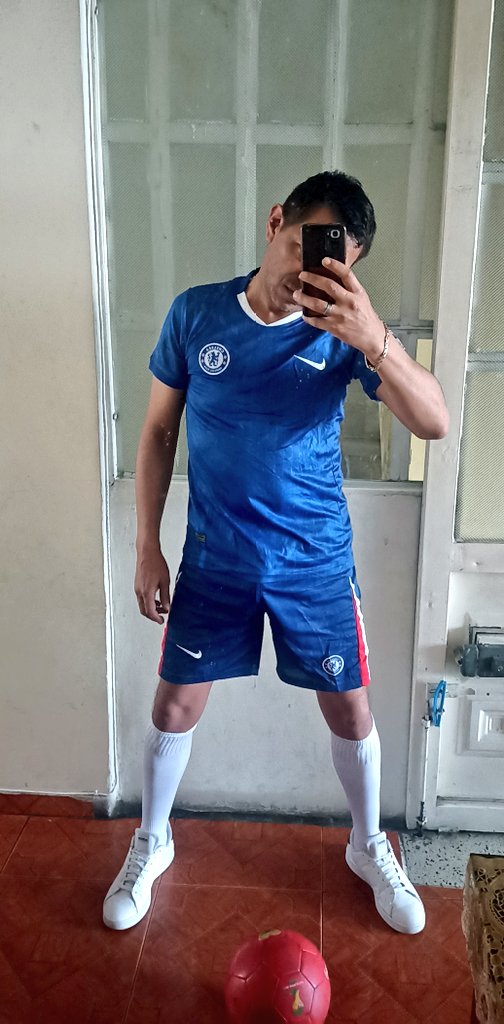 Domingo... https://t.co/vfxZbRTKd2