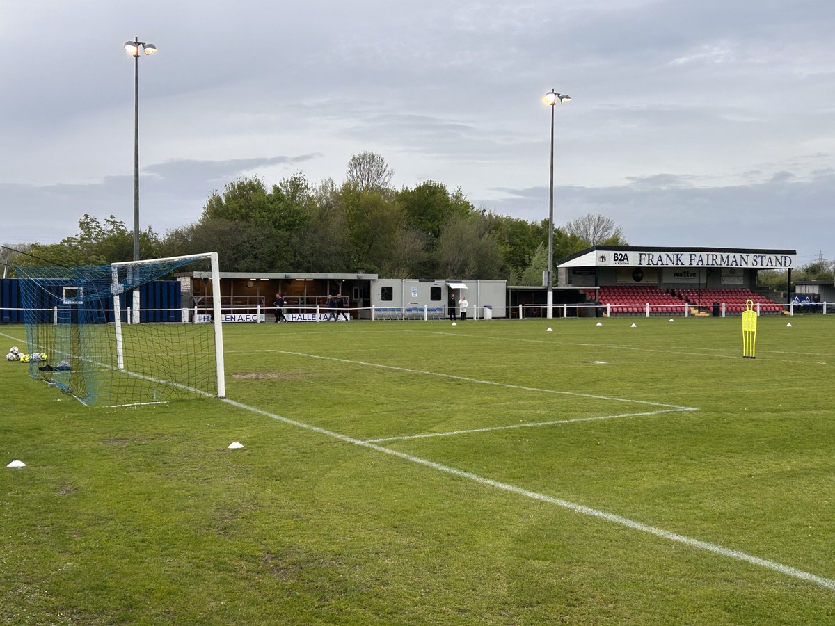 Game 185 of 2025/26 Ground 1114 Hellenic League Premier Division Hallen ...