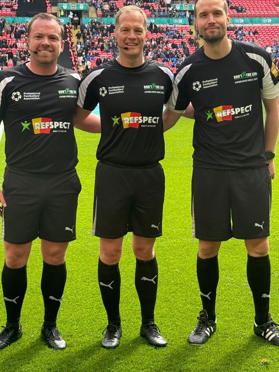 👕 Supporting @DXTL’s REFspect campaign at the Vertu Trophy final and ...
