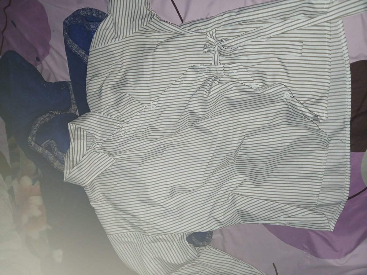 ptn! kalau utbk nanti pakai baju gini boleh ga? ini berkerah kok. satu ...
