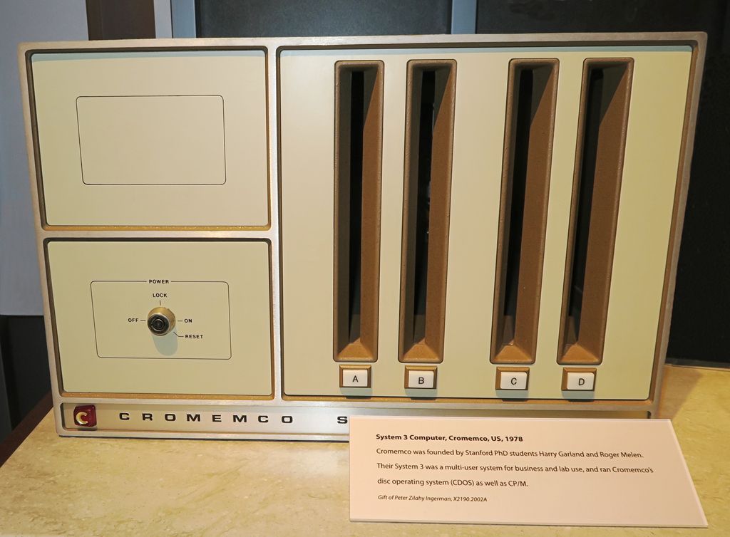 Look at this gorgeous Cromemco System Three, released in 1978! This was ...
