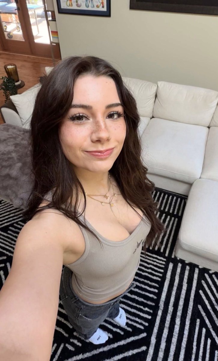 Mikayla Campinos 3965