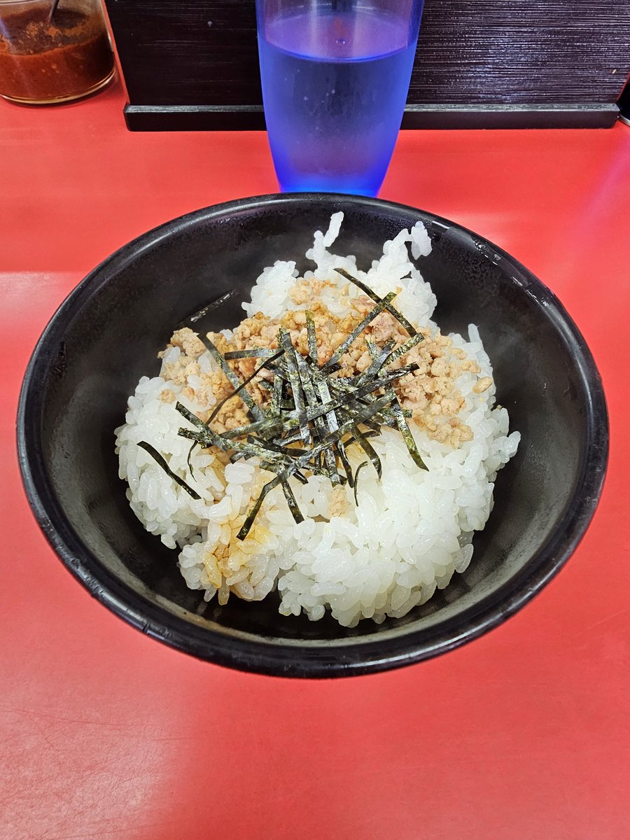 チャーシューも柔らかくて美味しい☺