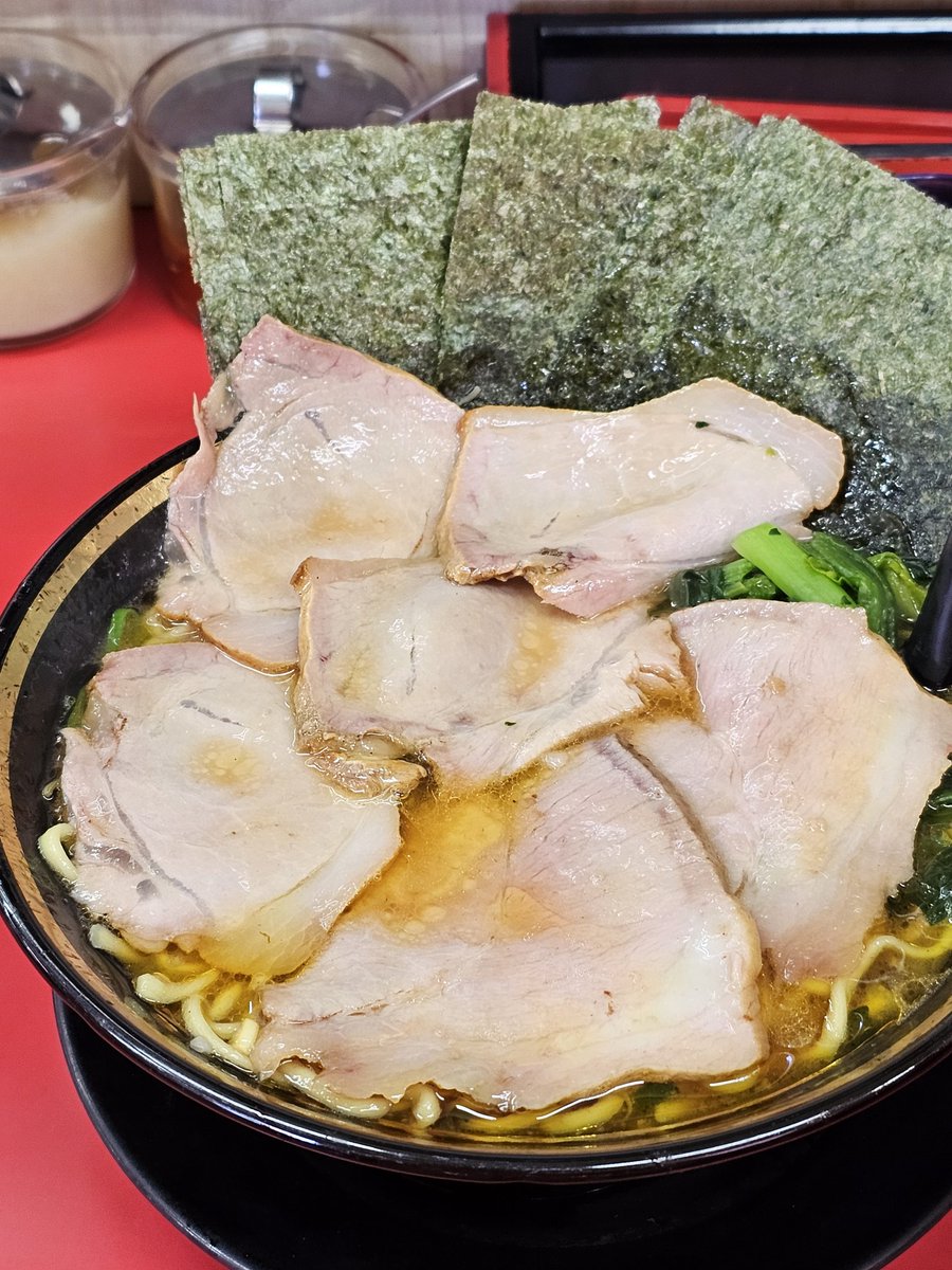 チャーシューも柔らかくて美味しい☺