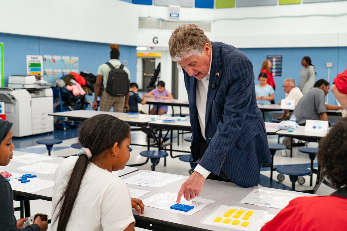燐@amermathsoc’s Family Math Night was sum-thing special. I loved seeing ...