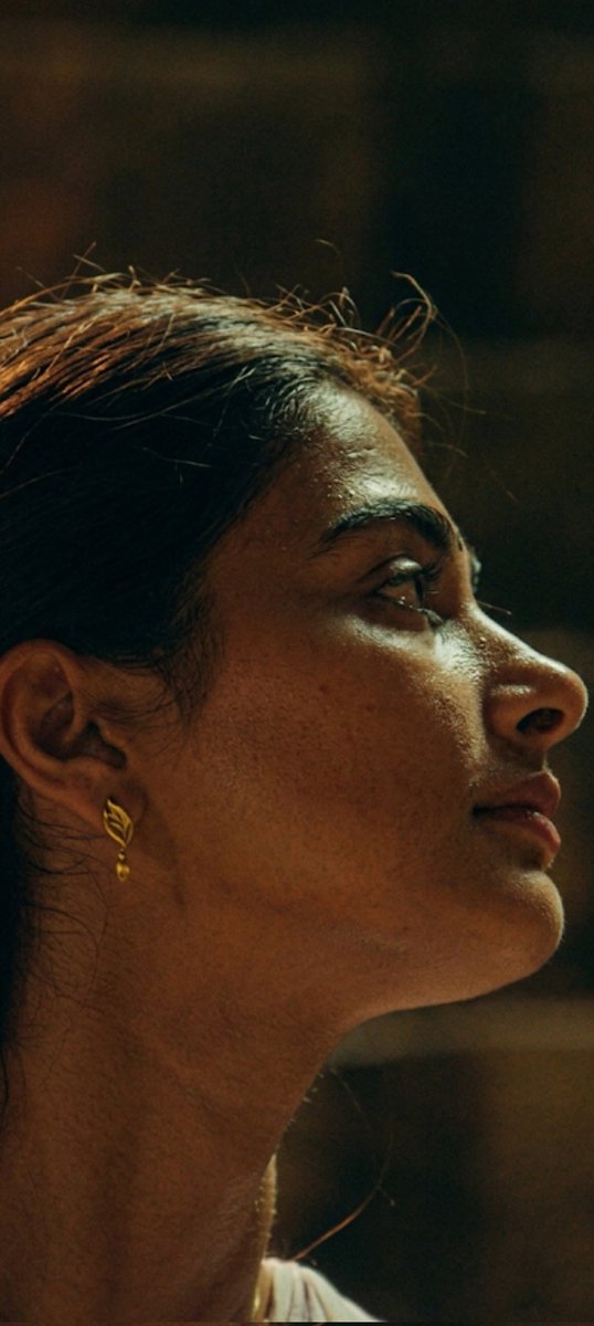 Pooja Hegde’s side profile highlights her nose shape with a sharp ...