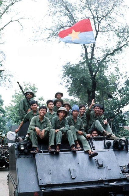 Liberation Army Of South Vietnam Lasv Type 59 960 And Captured M113