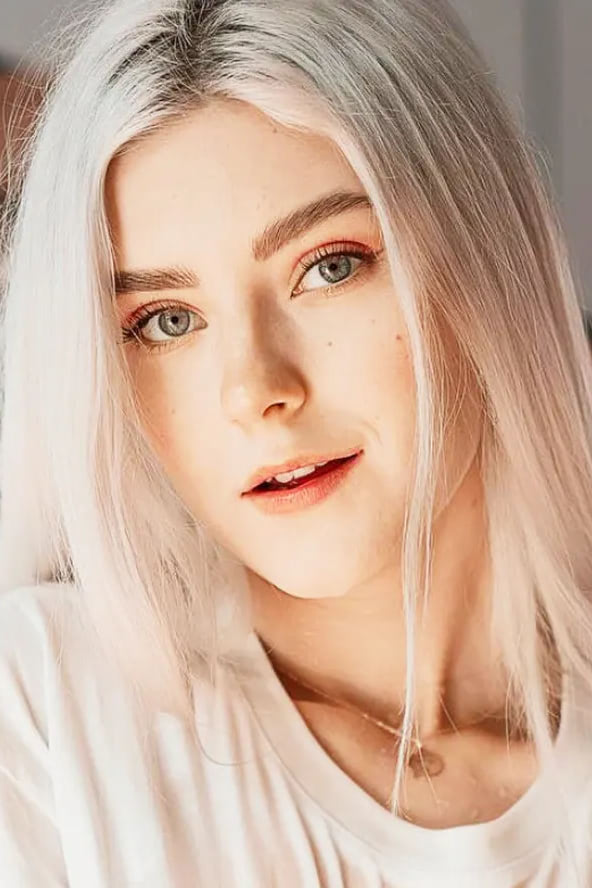 𝙉𝙖𝙢𝙚: Eva Elfie 𝙍𝙚𝙖𝙡 𝙉𝙖𝙢𝙚: Yulia Sergeyevna Romanova 𝘿𝙖𝙩𝙚 𝙤𝙛 𝘽𝙞𝙧𝙩𝙝: May ...