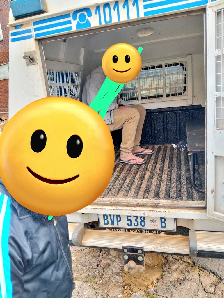 JMPD TRU Officers Rejected R5,000 Bribe and Arrested Two Suspects in ...