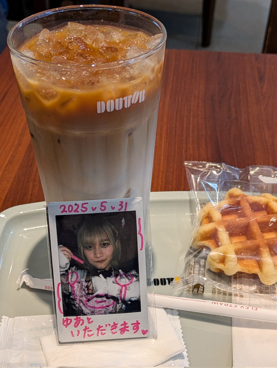 ライブ前皆さんとひと休み☕ ＃どっきみ ＃いもうとのゆあち https://t.co/uPHzLbzIkW