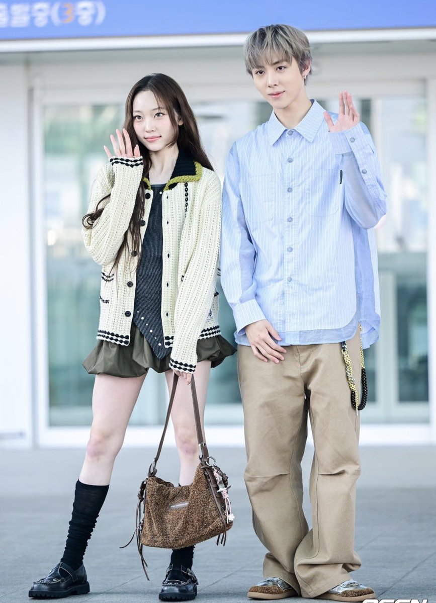 youngseo’s outfit matching the keychain on woochan’s pants + her bag ...