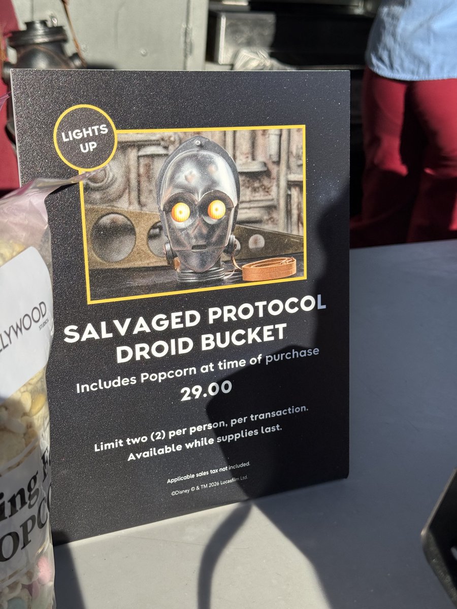 🤖新作ポップコーンバケット登場 「Salvaged Protocol Droid Popcorn Bucket」🔥 💰$29 #フォースと共に ...