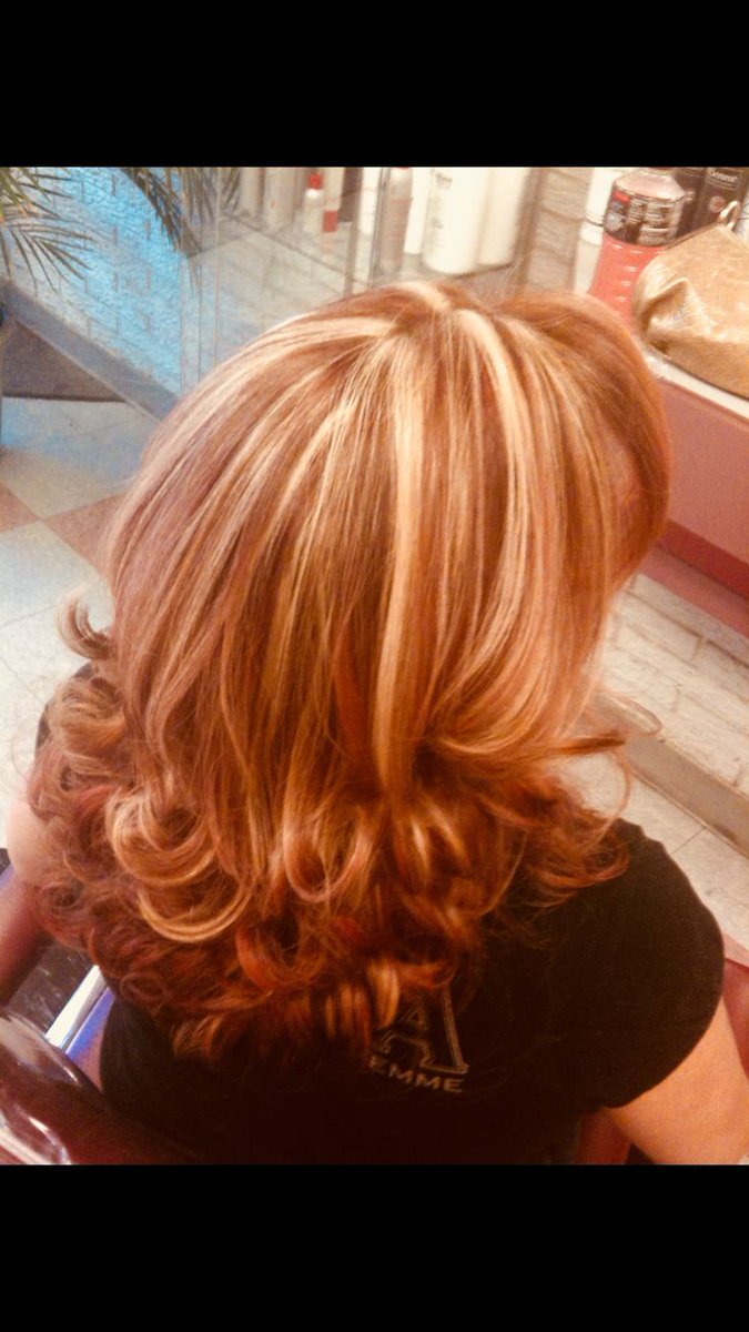 bringin this up again everyones going down once I do this with my hair ♡ :3